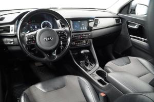 Серый Киа Niro 2018 в Таллин, объемом двигателя 1.60 л и пробегом 90 тыс. км за 15050 €, фото 10 на AUTOMOTO.COM.LV
