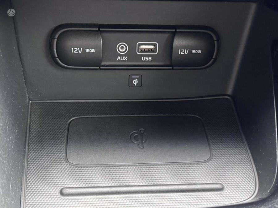 Grey Kia Niro 2018 in Vilnius, with an engine capacity of 1.60 L and mileage of 124 thousand km for 12850 €, photo 28 on AUTOMOTO.COM.LV