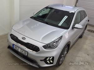 Pelēks Kia Niro 2019 Hāpsalu, ar dzinēja tilpumu 1.60 L un nobraukumu 61 tūkst. km par 16999 €, foto 4 vietnē AUTOMOTO.COM.LV
