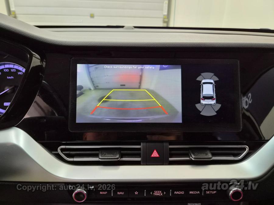 Pelēks Kia Niro 2019 Hāpsalu, ar dzinēja tilpumu 1.60 L un nobraukumu 61 tūkst. km par 16999 €, foto 17 vietnē AUTOMOTO.COM.LV