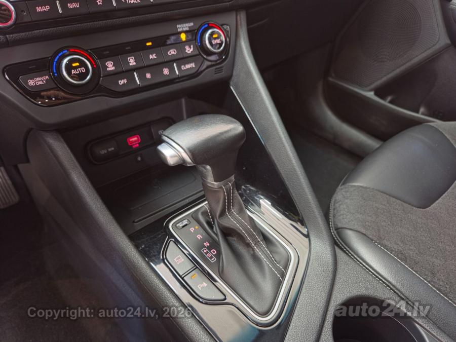 Pelēks Kia Niro 2019 Hāpsalu, ar dzinēja tilpumu 1.60 L un nobraukumu 61 tūkst. km par 16999 €, foto 19 vietnē AUTOMOTO.COM.LV