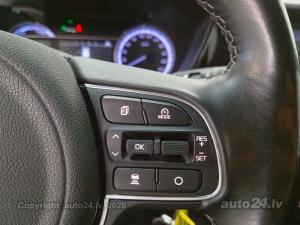 Pelēks Kia Niro 2019 Hāpsalu, ar dzinēja tilpumu 1.60 L un nobraukumu 61 tūkst. km par 16999 €, foto 23 vietnē AUTOMOTO.COM.LV
