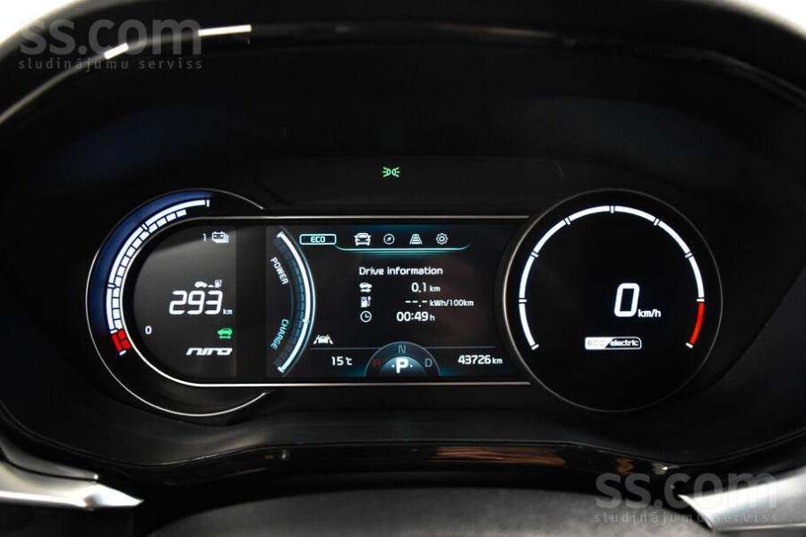 Grey Kia Niro 2021 in Riga, with an engine capacity of 0.00 L and mileage of 43 thousand km for 21990 €, photo 23 on AUTOMOTO.COM.LV