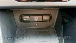 Серый Киа Niro 2022 в Таллин, объемом двигателя 1.60 л и пробегом 39 тыс. км за 17500 €, фото 24 на AUTOMOTO.COM.LV