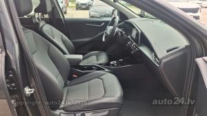 Pelēks Kia Niro 2022 Tartu, ar dzinēja tilpumu 1.60 L un nobraukumu 70 tūkst. km par 23990 €, foto 12 vietnē AUTOMOTO.COM.LV