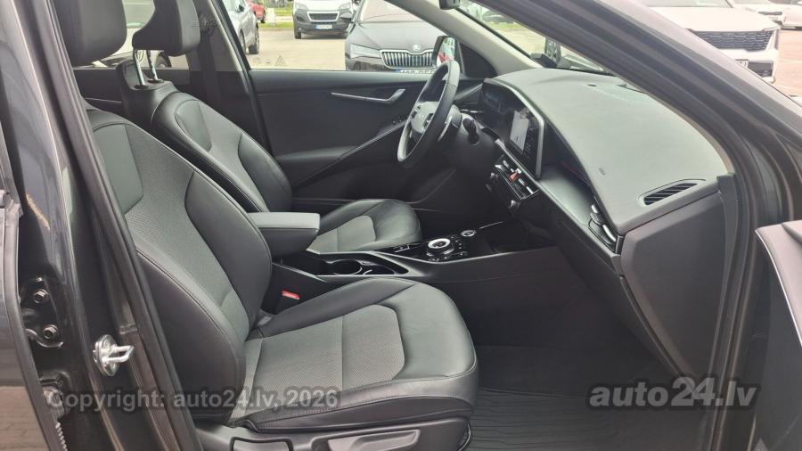 Pelēks Kia Niro 2022 Tartu, ar dzinēja tilpumu 1.60 L un nobraukumu 70 tūkst. km par 23990 €, foto 12 vietnē AUTOMOTO.COM.LV