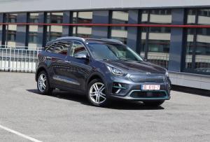 Kia Niro 2020 Rīga, ar dzinēja tilpumu 0.00 L un nobraukumu 182 tūkst. km par 13980 €, foto  vietnē AUTOMOTO.COM.LV