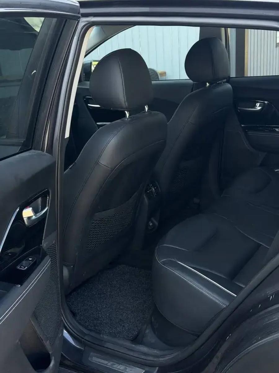 Kia Niro 2020 Rīga, ar dzinēja tilpumu 0.00 L un nobraukumu 182 tūkst. km par 13980 €, foto 13 vietnē AUTOMOTO.COM.LV