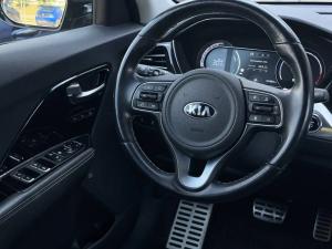 Kia Niro 2020 Rīga, ar dzinēja tilpumu 0.00 L un nobraukumu 182 tūkst. km par 13980 €, foto 21 vietnē AUTOMOTO.COM.LV