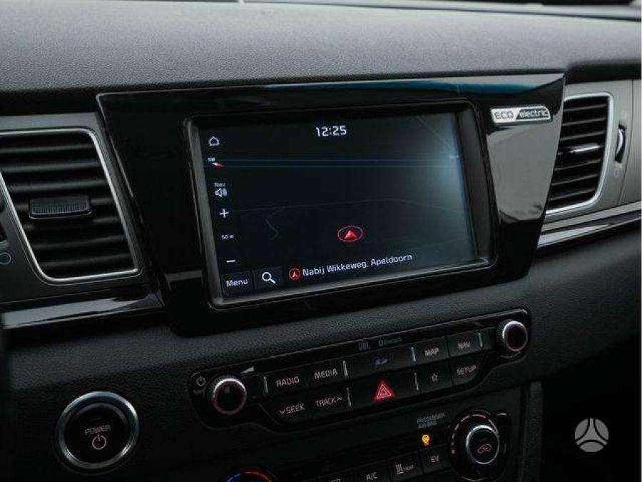 Sarkans Kia Niro 2019 Viļņa, ar dzinēja tilpumu 0.00 L un nobraukumu 77 tūkst. km par 16000 €, foto 8 vietnē AUTOMOTO.COM.LV