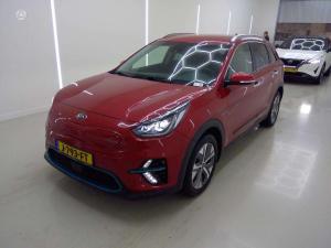 Red Kia Niro 2020 in Vilnius, with an engine capacity of 0.00 L and mileage of 139 thousand km for 15851 €, photo  on AUTOMOTO.COM.LV