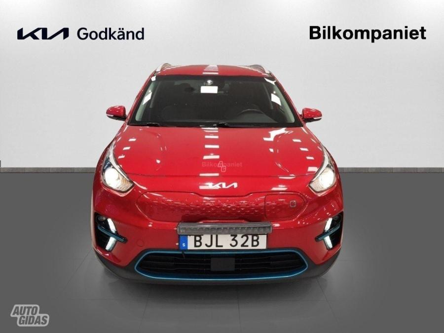 Red Kia Niro 2022 in Kaunas, with an engine capacity of 0.00 L and mileage of 74 thousand km for 27823 €, photo 3 on AUTOMOTO.COM.LV