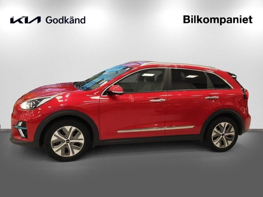Red Kia Niro 2022 in Kaunas, with an engine capacity of 0.00 L and mileage of 74 thousand km for 27823 €, photo 5 on AUTOMOTO.COM.LV