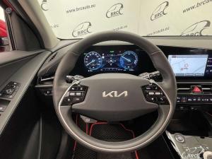 Red Kia Niro 2023 in Vilnius, with an engine capacity of 1.58 L and mileage of 31 thousand km for 25000 €, photo 30 on AUTOMOTO.COM.LV