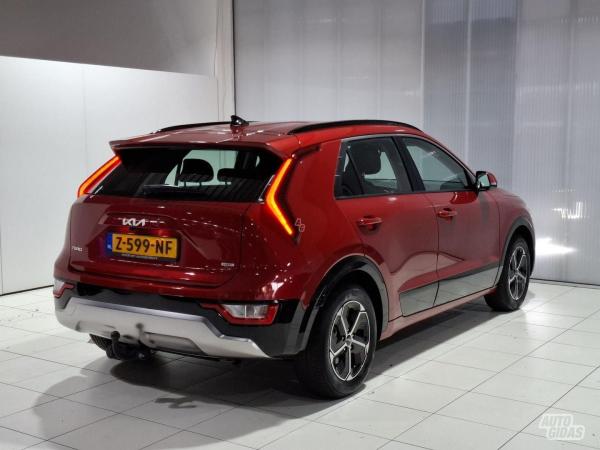 Red Kia Niro 2024 in Kaunas, with an engine capacity of 1.60 L and mileage of 29 thousand km for 32445 €, photo 10 on AUTOMOTO.COM.LV