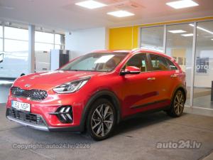 Red Kia Niro 2021 in Tallinn, with an engine capacity of 1.60 L and mileage of 89 thousand km for 17990 €, photo 5 on AUTOMOTO.COM.LV