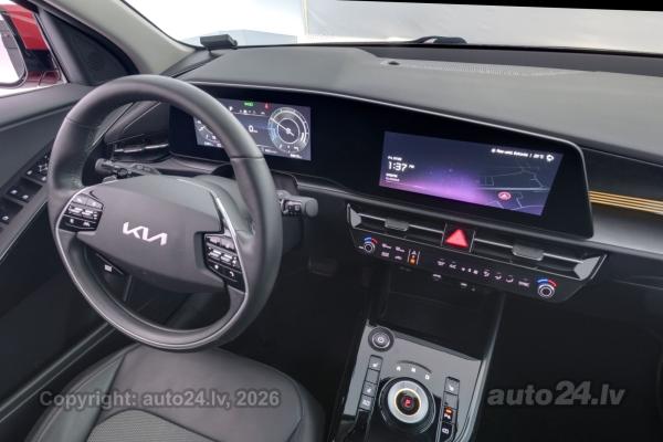 Red Kia Niro 2023 in Tallinn, with an engine capacity of 0.00 L and mileage of 49 thousand km for 26900 €, photo 11 on AUTOMOTO.COM.LV
