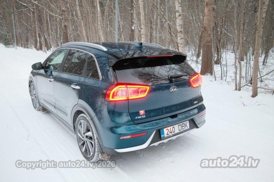 Kia Niro 2019 Tallina, ar dzinēja tilpumu 1.60 L un nobraukumu 82 tūkst. km par 18500 €, foto 3 vietnē AUTOMOTO.COM.LV