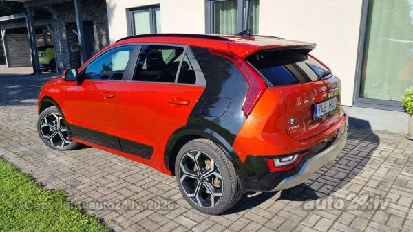 Kia Niro 2022 Tallina, ar dzinēja tilpumu 1.60 L un nobraukumu 23 tūkst. km par 25500 €, foto 4 vietnē AUTOMOTO.COM.LV