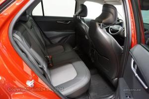 Kia Niro 2023 in Tartu, with an engine capacity of 1.60 L and mileage of 49 thousand km for 26290 €, photo 7 on AUTOMOTO.COM.LV