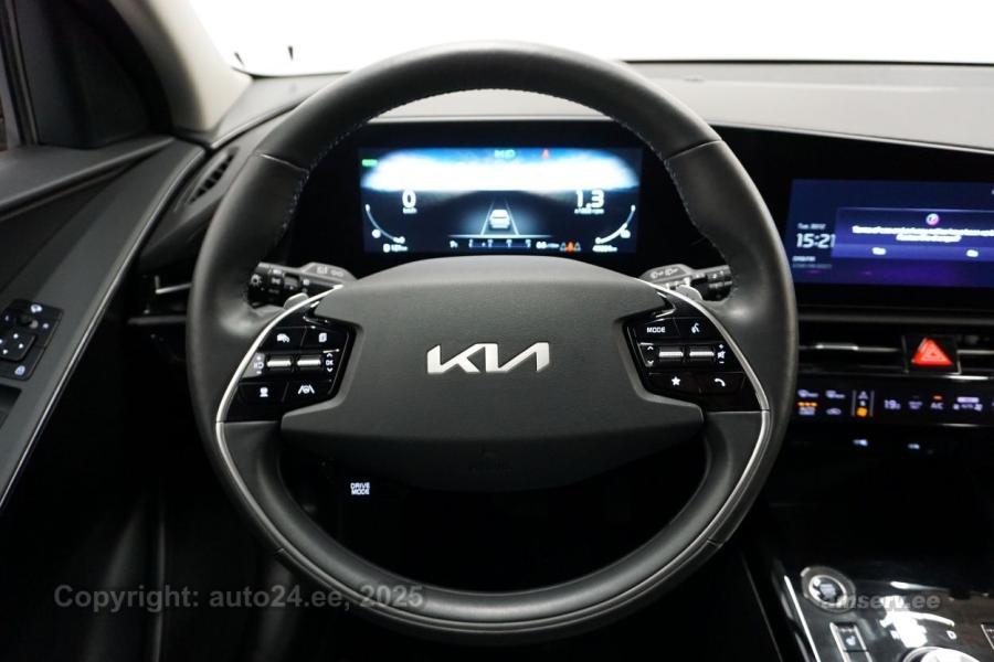 Kia Niro 2023 in Tartu, with an engine capacity of 1.60 L and mileage of 49 thousand km for 26290 €, photo 12 on AUTOMOTO.COM.LV