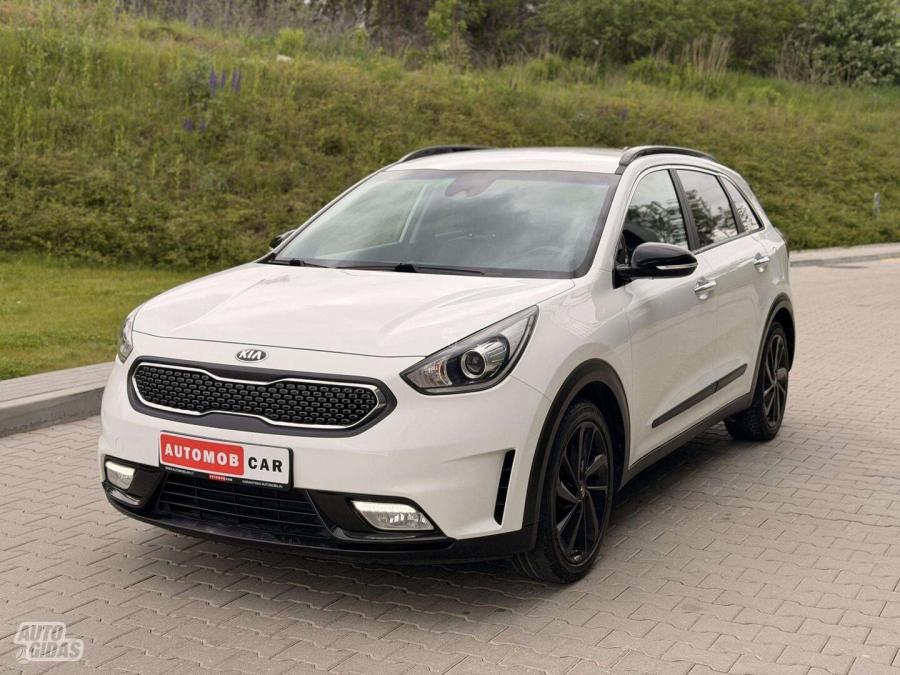 Белый Киа Niro 2016 в Вильнюс, объемом двигателя 1.60 л и пробегом 308 тыс. км за 7950 €, фото 1 на AUTOMOTO.COM.LV