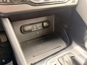 Белый Киа Niro 2016 в Вильнюс, объемом двигателя 1.60 л и пробегом 308 тыс. км за 7950 €, фото 23 на AUTOMOTO.COM.LV