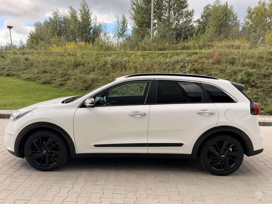 Balts Kia Niro 2016 Viļņa, ar dzinēja tilpumu 1.60 L un nobraukumu 308 tūkst. km par 8250 €, foto 10 vietnē AUTOMOTO.COM.LV