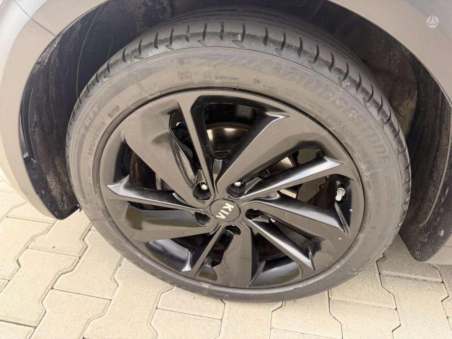 Balts Kia Niro 2016 Viļņa, ar dzinēja tilpumu 1.60 L un nobraukumu 308 tūkst. km par 8250 €, foto 11 vietnē AUTOMOTO.COM.LV