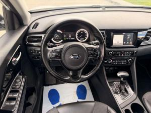 Balts Kia Niro 2016 Viļņa, ar dzinēja tilpumu 1.60 L un nobraukumu 308 tūkst. km par 8250 €, foto 32 vietnē AUTOMOTO.COM.LV