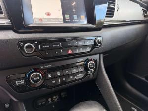 Balts Kia Niro 2016 Viļņa, ar dzinēja tilpumu 1.60 L un nobraukumu 308 tūkst. km par 8250 €, foto 36 vietnē AUTOMOTO.COM.LV