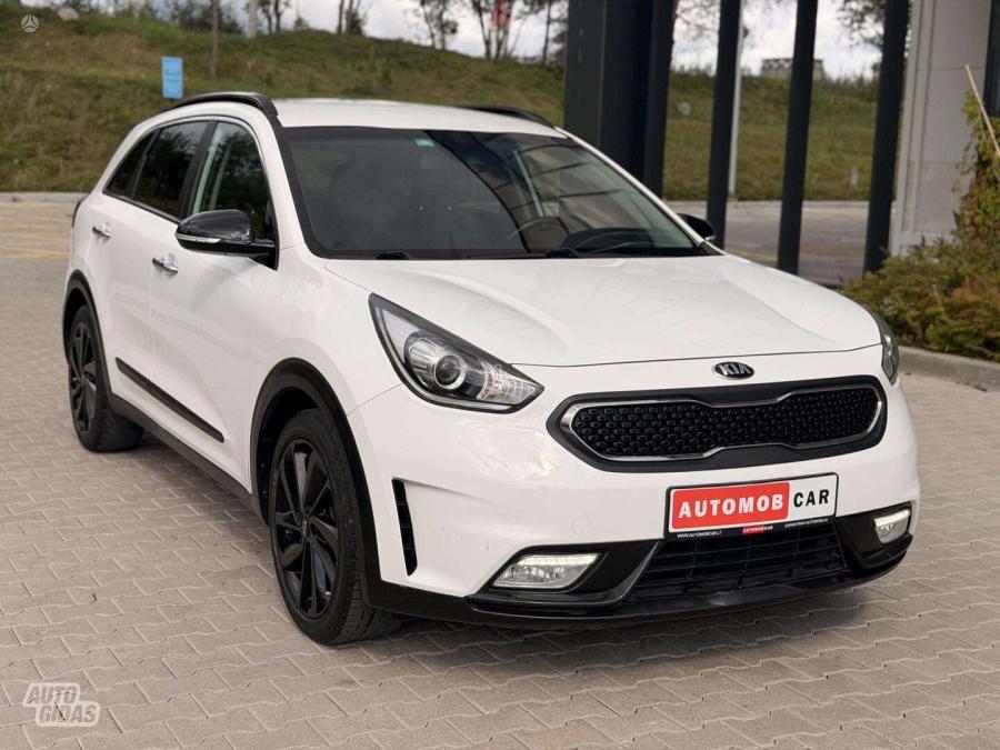 Белый Киа Niro 2016 в Вильнюс, объемом двигателя 1.60 л и пробегом 308 тыс. км за 7950 €, фото 4 на AUTOMOTO.COM.LV