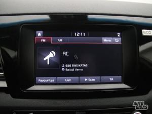 White Kia Niro 2017 in Vilnius, with an engine capacity of 1.60 L and mileage of 191 thousand km for 10699 €, photo 23 on AUTOMOTO.COM.LV