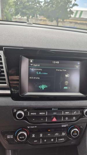 Balts Kia Niro 2017 Klaipėda, ar dzinēja tilpumu 1.58 L un nobraukumu 187 tūkst. km par 9900 €, foto 7 vietnē AUTOMOTO.COM.LV
