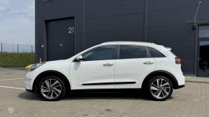 Balts Kia Niro 2017 Viļņa, ar dzinēja tilpumu 1.59 L un nobraukumu 320 tūkst. km par 8500 €, foto 7 vietnē AUTOMOTO.COM.LV