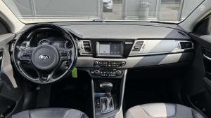 Balts Kia Niro 2017 Viļņa, ar dzinēja tilpumu 1.59 L un nobraukumu 320 tūkst. km par 8500 €, foto 21 vietnē AUTOMOTO.COM.LV