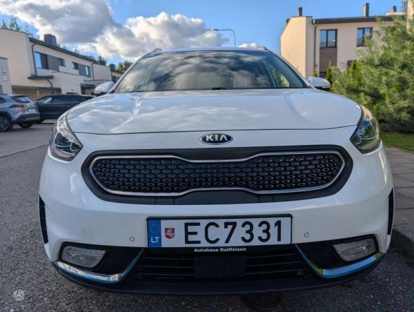 Белый Киа Niro 2017 в Вильнюс, объемом двигателя 1.58 л и пробегом 171 тыс. км за 14980 €, фото 8 на AUTOMOTO.COM.LV