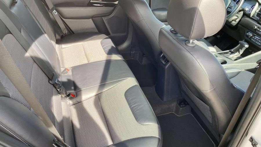 Balts Kia Niro 2017 Marijampole, ar dzinēja tilpumu 1.59 L un nobraukumu 105 tūkst. km par 13500 €, foto 11 vietnē AUTOMOTO.COM.LV