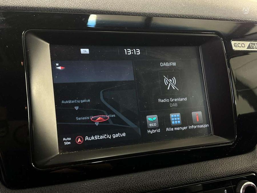 Белый Киа Niro 2018 в Вильнюс, объемом двигателя 1.59 л и пробегом 280 тыс. км за 10648 €, фото 22 на AUTOMOTO.COM.LV
