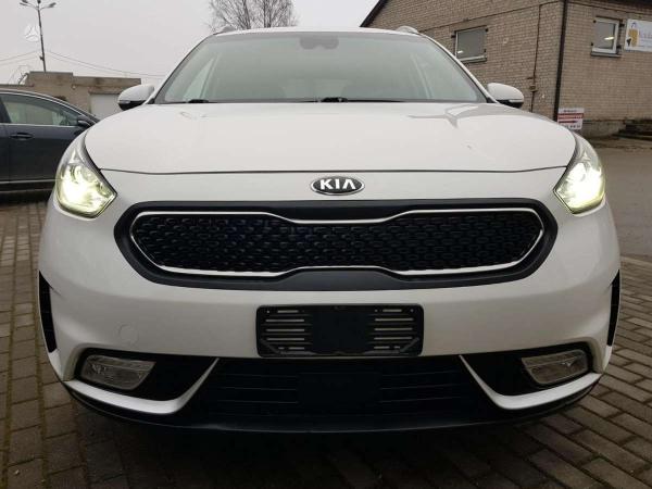 Balts Kia Niro 2019 Šauļi, ar dzinēja tilpumu 1.59 L un nobraukumu 192 tūkst. km par 10700 €, foto 2 vietnē AUTOMOTO.COM.LV