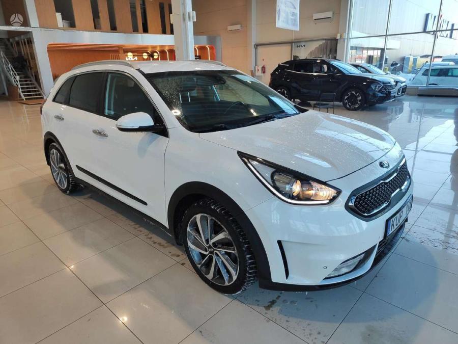 Balts Kia Niro 2019 Kauņa, ar dzinēja tilpumu 1.58 L un nobraukumu 148 tūkst. km par 12500 €, foto 3 vietnē AUTOMOTO.COM.LV