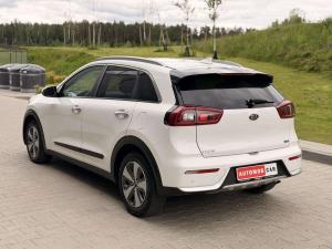 Белый Киа Niro 2019 в Вильнюс, объемом двигателя 1.60 л и пробегом 255 тыс. км за 10350 €, фото 8 на AUTOMOTO.COM.LV