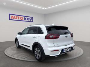 Белый Киа Niro 2019 в Каунас, объемом двигателя 1.60 л и пробегом 148 тыс. км за 12499 €, фото 4 на AUTOMOTO.COM.LV