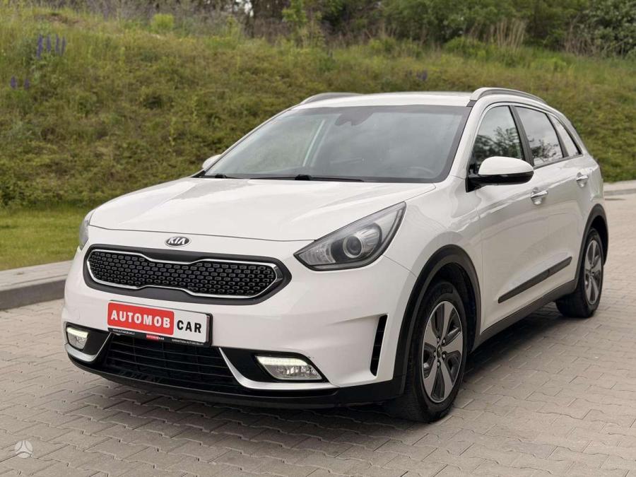 Белый Киа Niro 2019 в Вильнюс, объемом двигателя 1.58 л и пробегом 255 тыс. км за 9250 €, фото 1 на AUTOMOTO.COM.LV