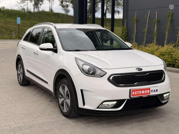 Balts Kia Niro 2019 Viļņa, ar dzinēja tilpumu 1.58 L un nobraukumu 255 tūkst. km par 9250 €, foto 3 vietnē AUTOMOTO.COM.LV