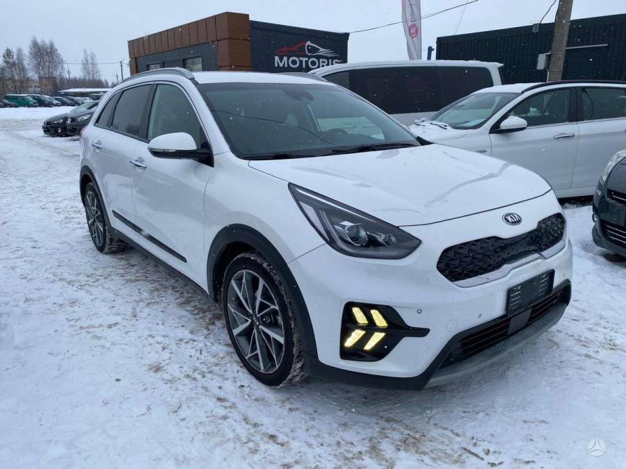 Balts Kia Niro 2020 Panevēža, ar dzinēja tilpumu 1.59 L un nobraukumu 340 tūkst. km par 9300 €, foto 1 vietnē AUTOMOTO.COM.LV