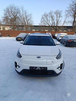 Balts Kia Niro 2020 Marijampole, ar dzinēja tilpumu 0.00 L un nobraukumu 80 tūkst. km par 14999 €, foto 29 vietnē AUTOMOTO.COM.LV
