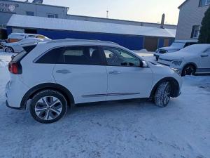 Balts Kia Niro 2020 Marijampole, ar dzinēja tilpumu 0.00 L un nobraukumu 80 tūkst. km par 14999 €, foto 35 vietnē AUTOMOTO.COM.LV