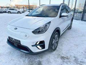 White Kia Niro 2020 in Kaunas, with an engine capacity of 0.00 L and mileage of 180 thousand km for 15700 €, photo  on AUTOMOTO.COM.LV