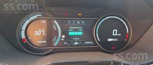 White Kia Niro 2020 in Riga, with an engine capacity of 1.60 L and mileage of 105 thousand km for 20500 €, photo 8 on AUTOMOTO.COM.LV